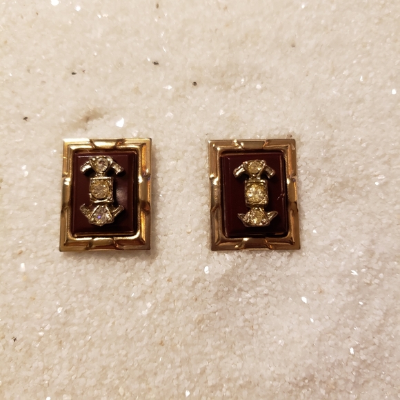 unknown | Accessories | Vintage Goldtone Red Square Cufflinks ...